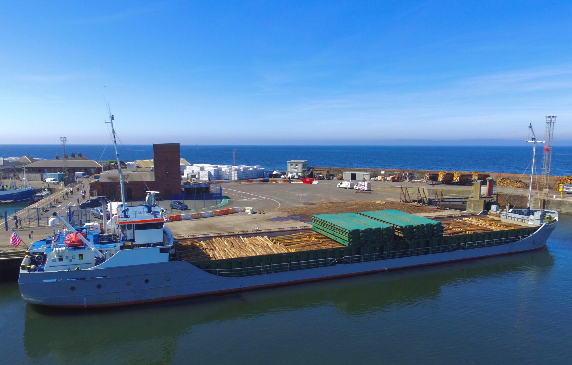 New west coast contract promotes timber transport by sea - Tilhill Forestry